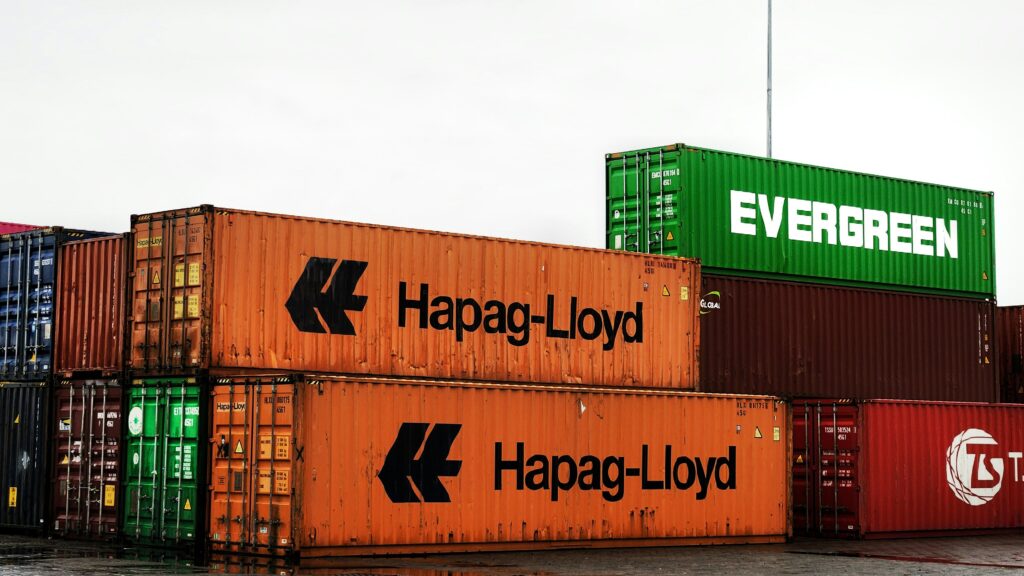 Hapag Lloyd – Ứng cử viên sáng giá cho đội tàu container thông minh ...
